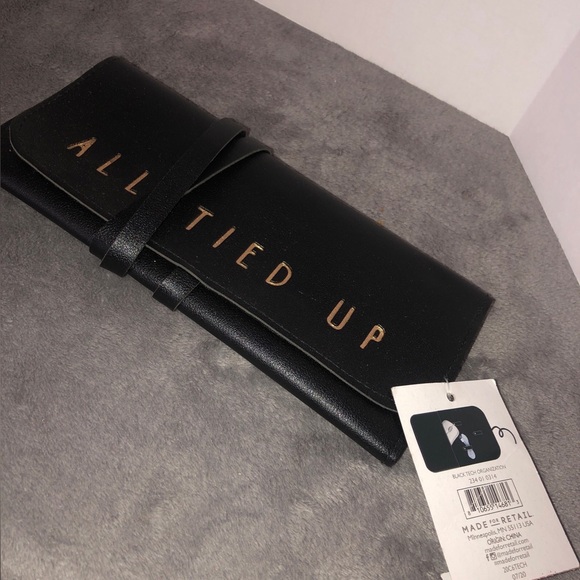 Made For Retail | Tablets & Accessories | All Tied Up Black Tech ...